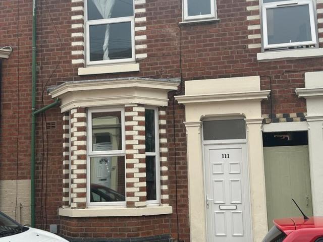 2 bedroom terraced house to rent