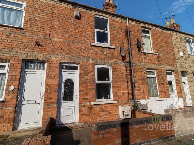 2 bedroom terraced house to rent