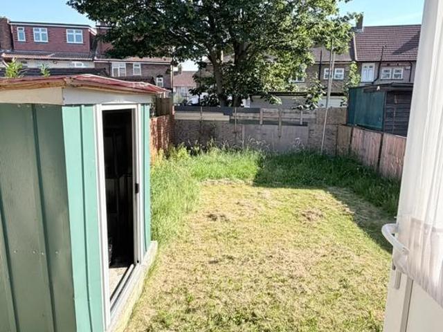 2 bedroom terraced house to rent
