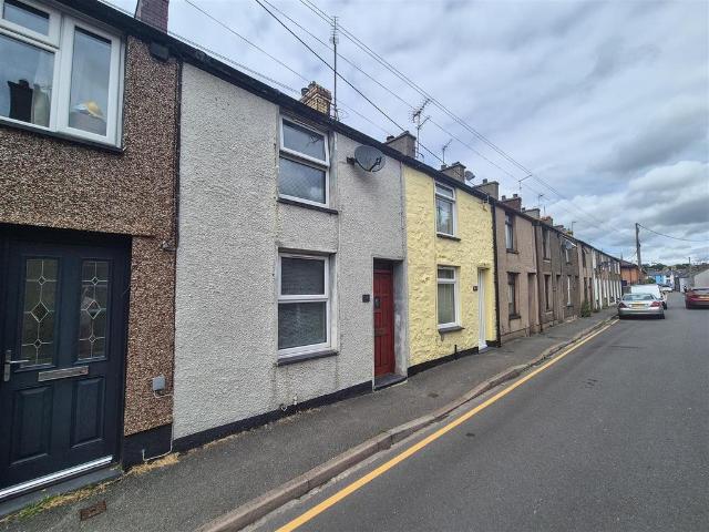 2 bedroom terraced house to rent