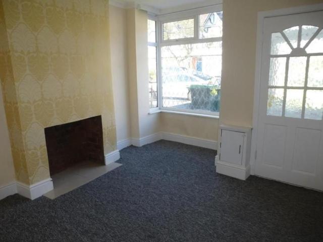 2 bedroom terraced house to rent