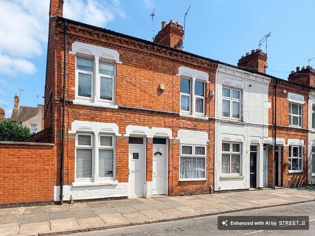 2 bedroom terraced house to rent