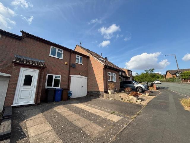 2 bedroom terraced house to rent
