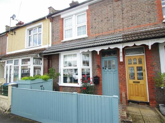 2 bedroom terraced house to rent