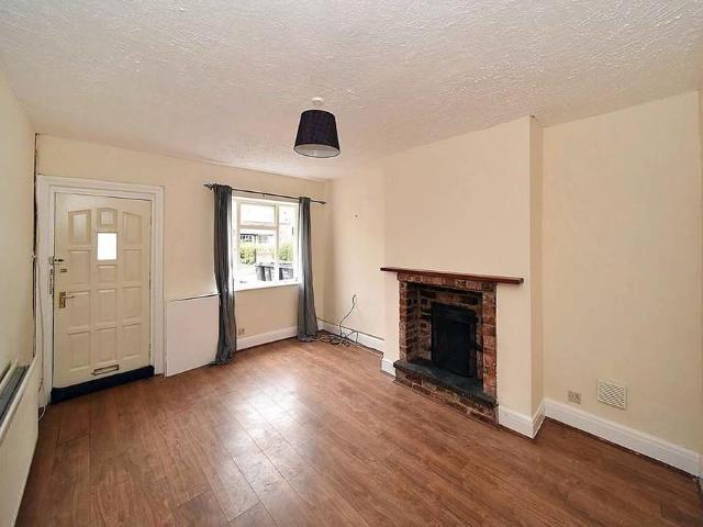 2 bedroom terraced house to rent