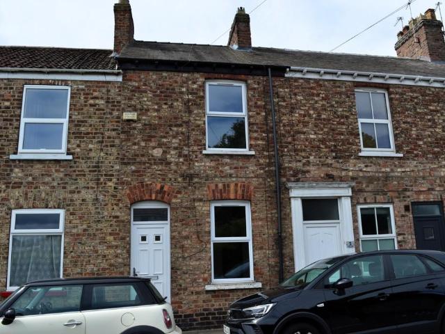 2 bedroom terraced house to rent