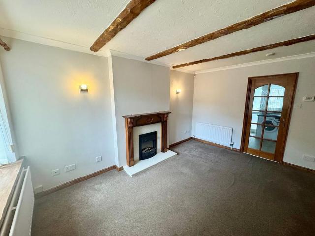 2 bedroom terraced house to rent