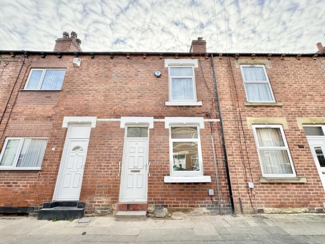 2 bedroom terraced house to rent