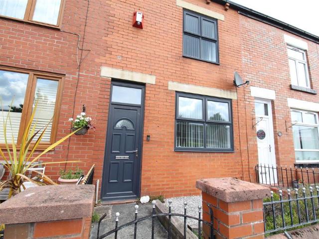 2 bedroom terraced house to rent