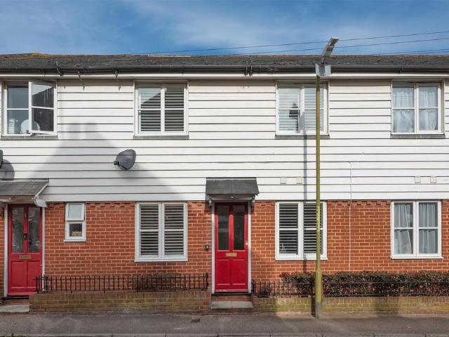 2 bedroom terraced house to rent