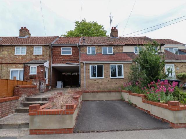 2 bedroom terraced house to rent