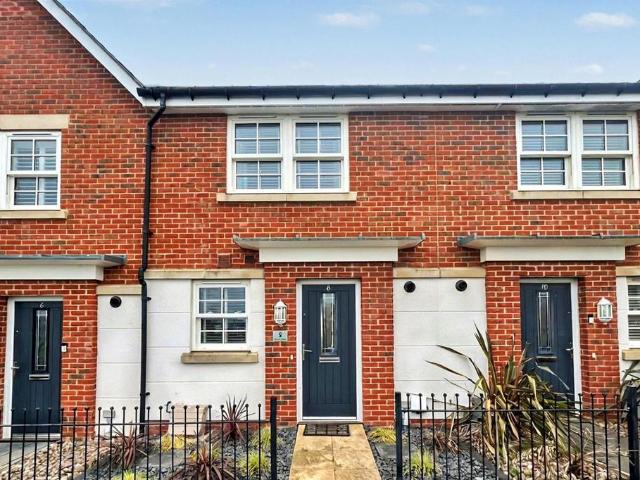 2 bedroom terraced house to rent