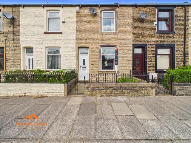 2 bedroom terraced house to rent