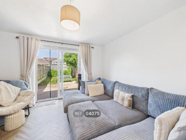 2 bedroom terraced house to rent