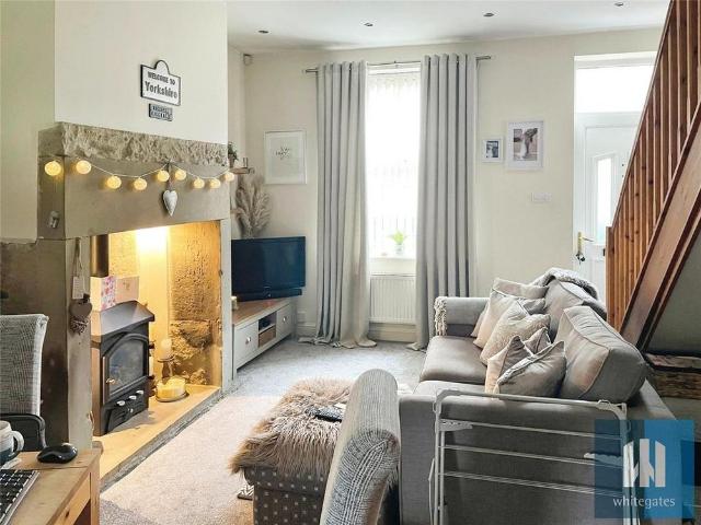 2 bedroom terraced house to rent