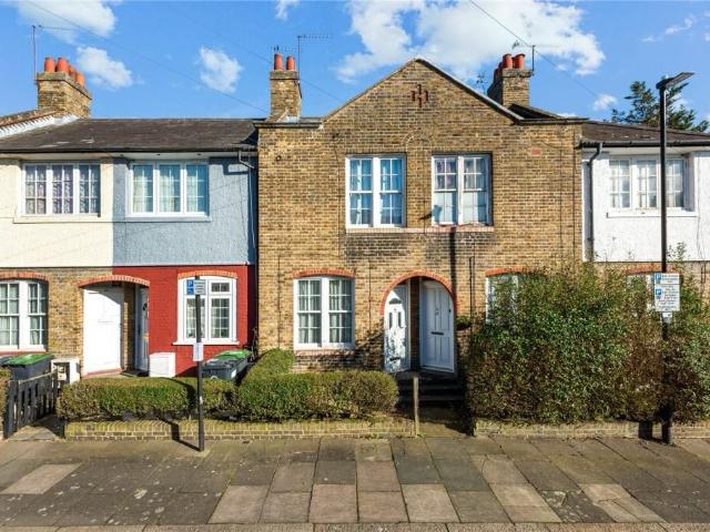 2 bedroom terraced house to rent