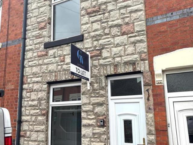 2 bedroom terraced house to rent