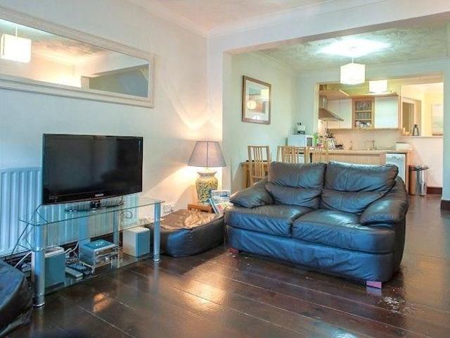 2 bedroom terraced house to rent