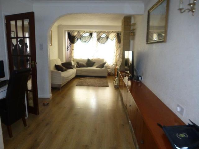 2 bedroom terraced house to rent