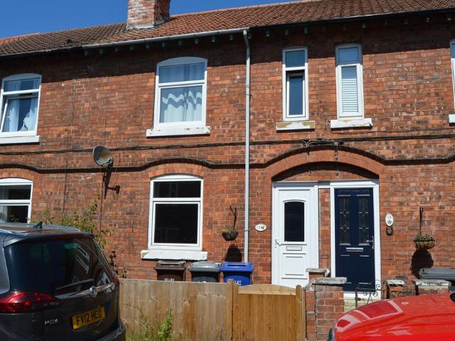 2 bedroom terraced house to rent