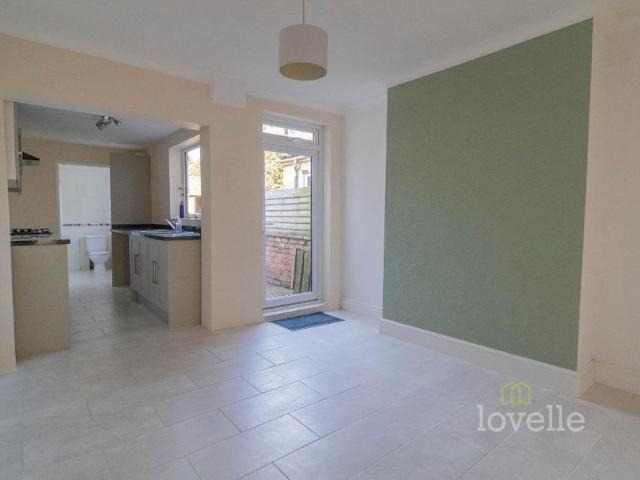 2 bedroom terraced house to rent
