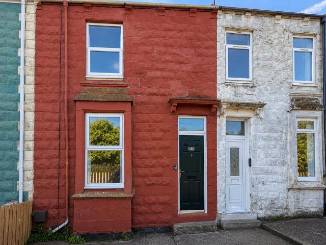 2 bedroom terraced house to rent