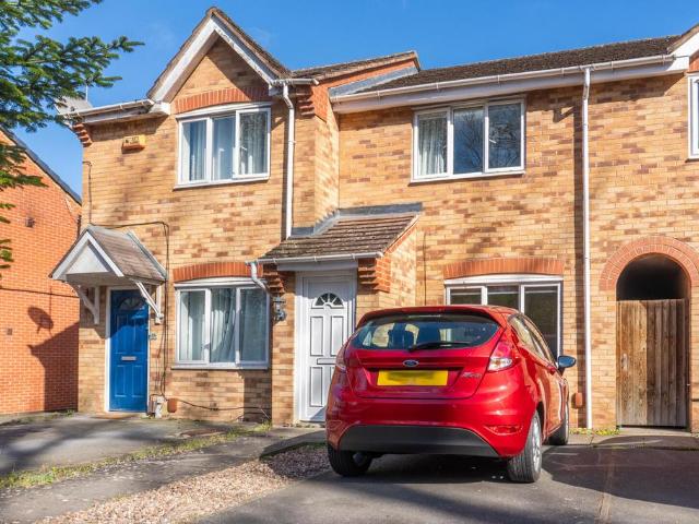2 bedroom terraced house to rent
