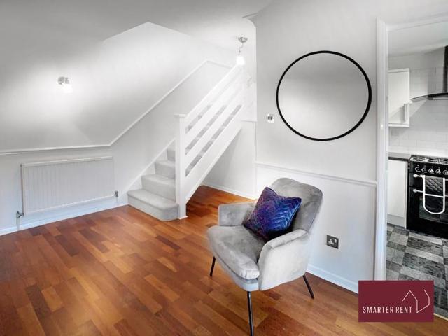 2 bedroom terraced house to rent