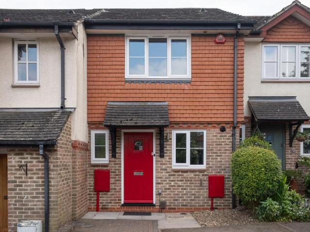 2 bedroom terraced house to rent