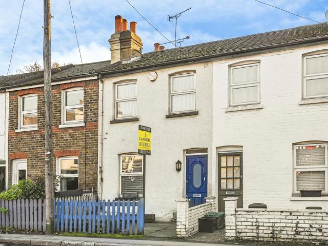 2 bedroom terraced house to rent