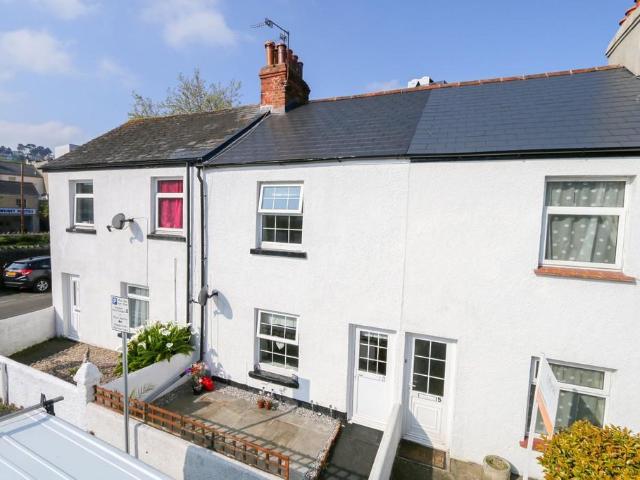 2 bedroom terraced house to rent