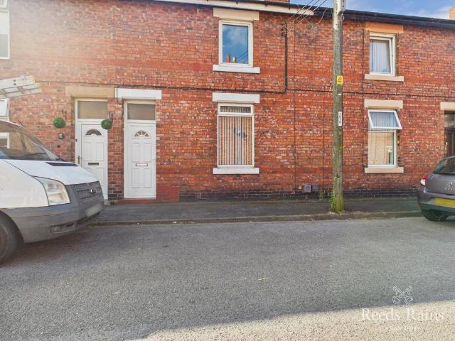 2 bedroom terraced house to rent
