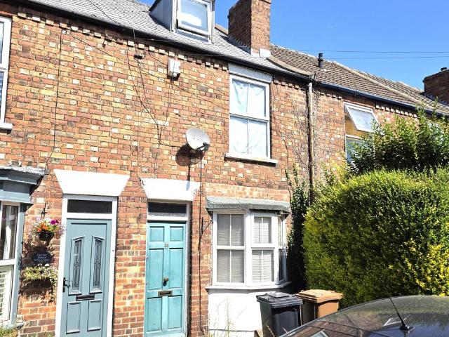 2 bedroom terraced house to rent