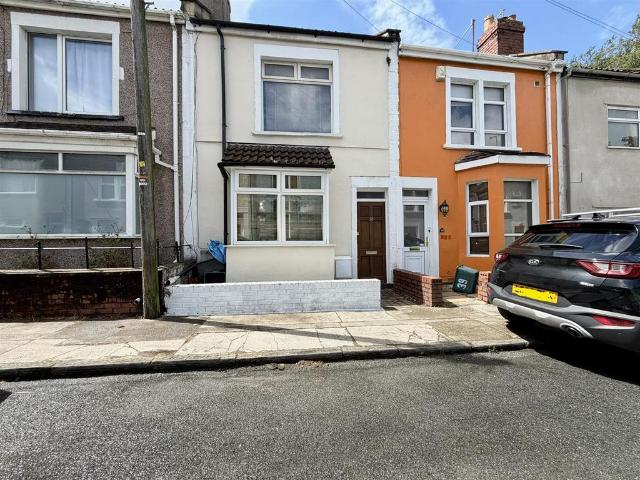 2 bedroom terraced house to rent