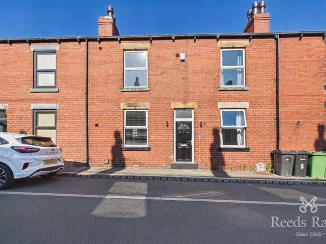 2 bedroom terraced house to rent
