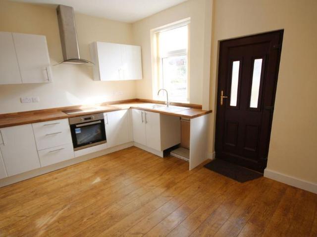 2 bedroom terraced house to rent