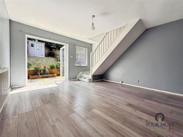 2 bedroom terraced house to rent