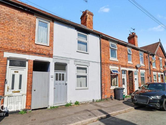 2 bedroom terraced house to rent