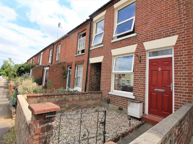 2 bedroom terraced house to rent