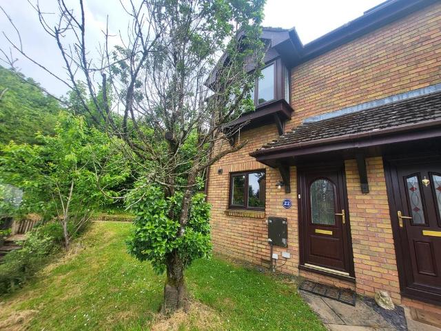 2 bedroom terraced house to rent