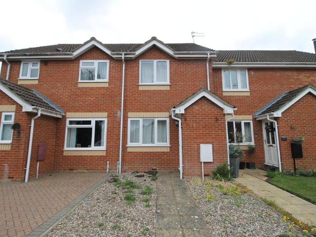 2 bedroom terraced house to rent