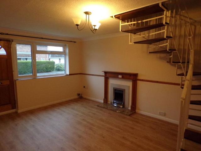2 bedroom terraced house to rent