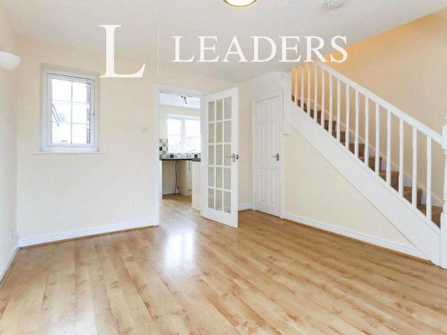 2 bedroom terraced house to rent