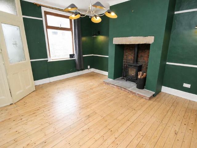 2 bedroom terraced house to rent