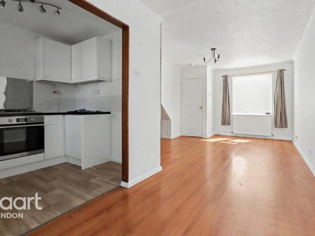 2 bedroom terraced house to rent