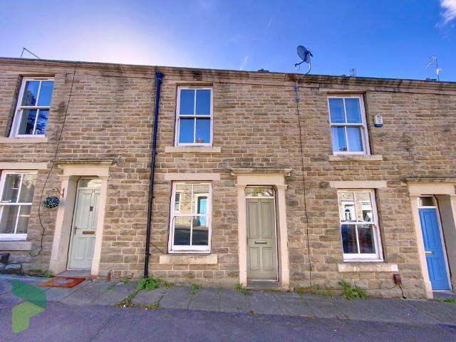 2 bedroom terraced house to rent