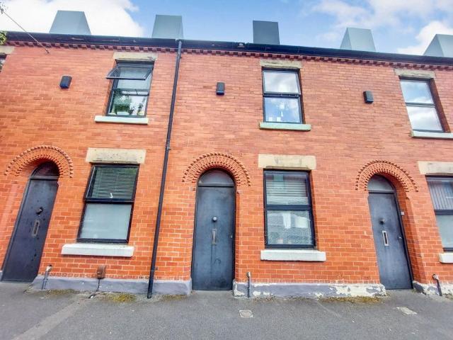 2 bedroom terraced house to rent