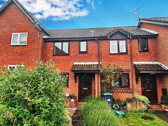 2 bedroom terraced house to rent