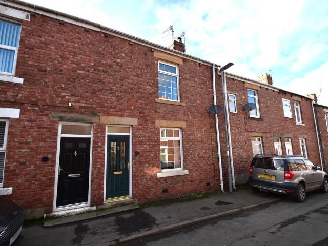 2 bedroom terraced house to rent