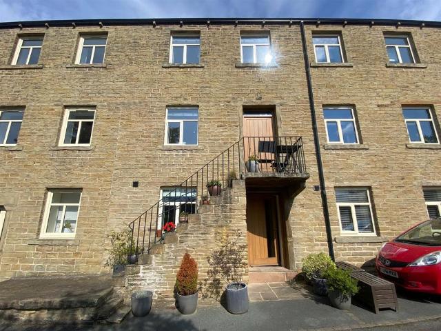 2 bedroom terraced house to rent
